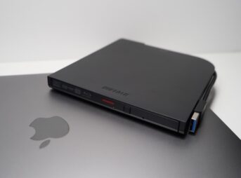 【Mac向け】Blu-rayを再生するために必要なもの【全3つ】 - ボチログ